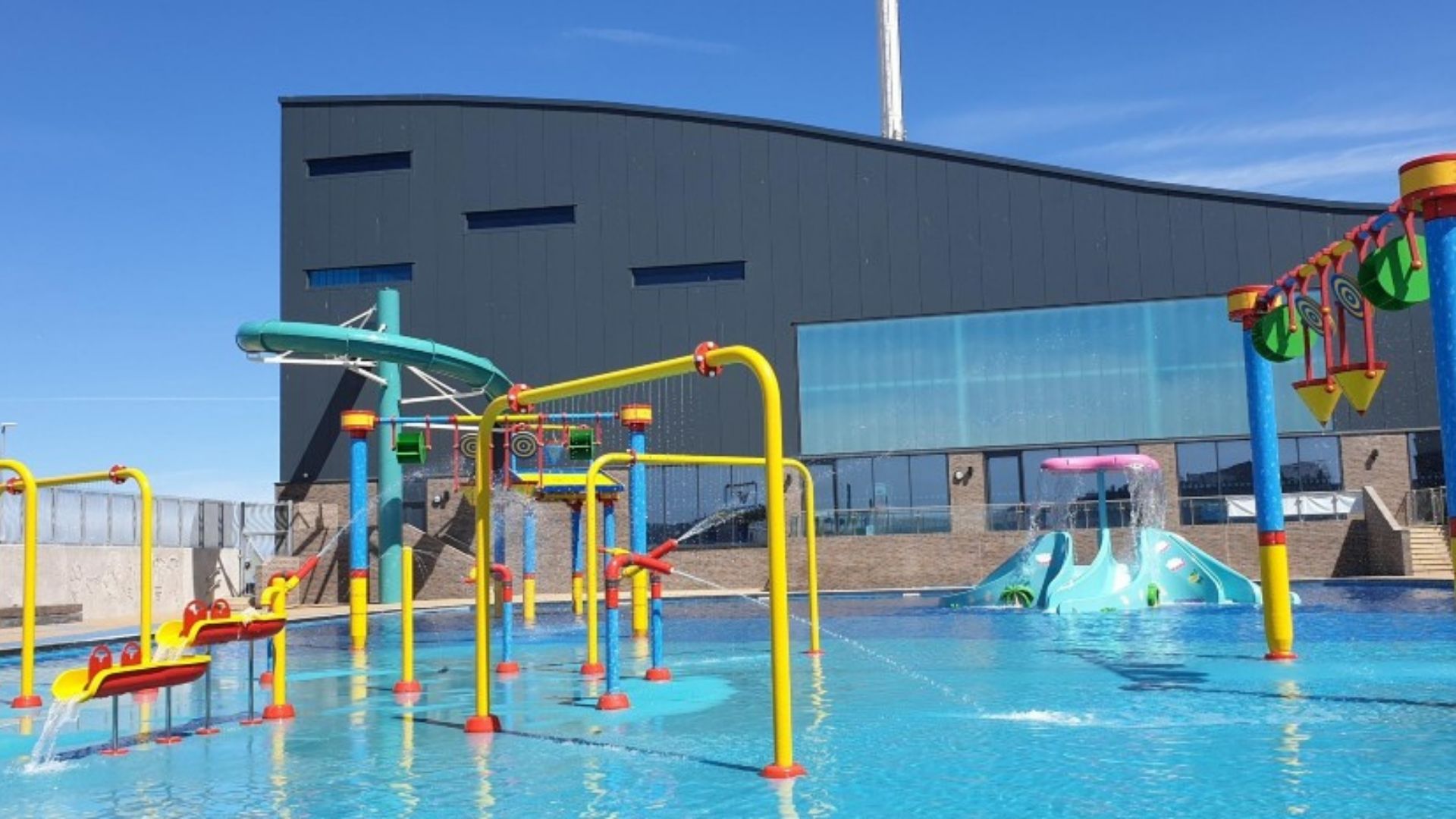 SC2 Rhyl | Waterpark in North Wales | Near The Beaches Hotel