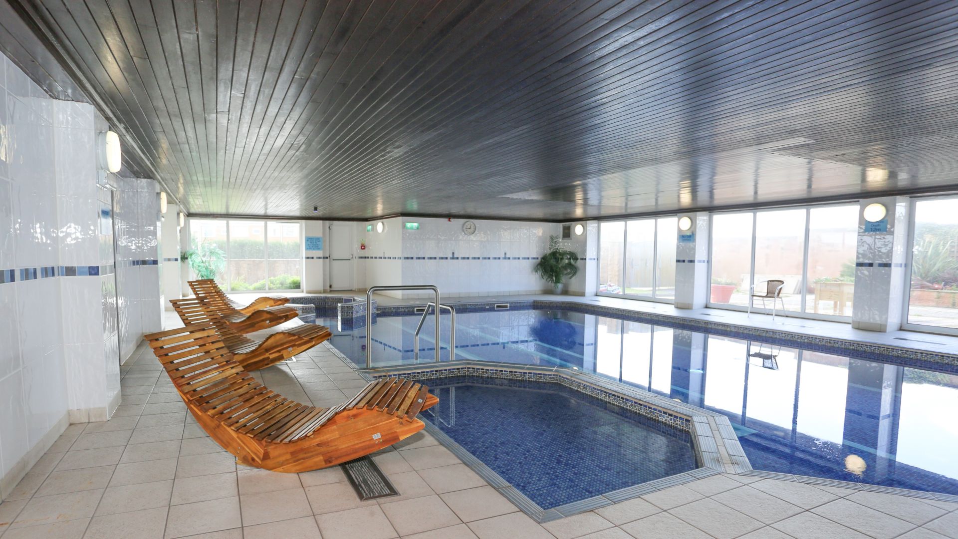 Hotel with Swimming Pool in Prestatyn | The Beaches Hotel